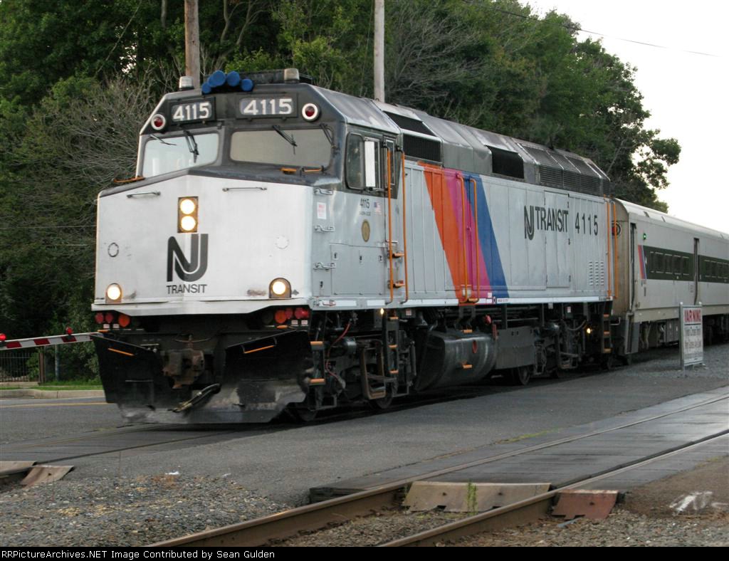 NJT EMD F40PH-2CAT 4115